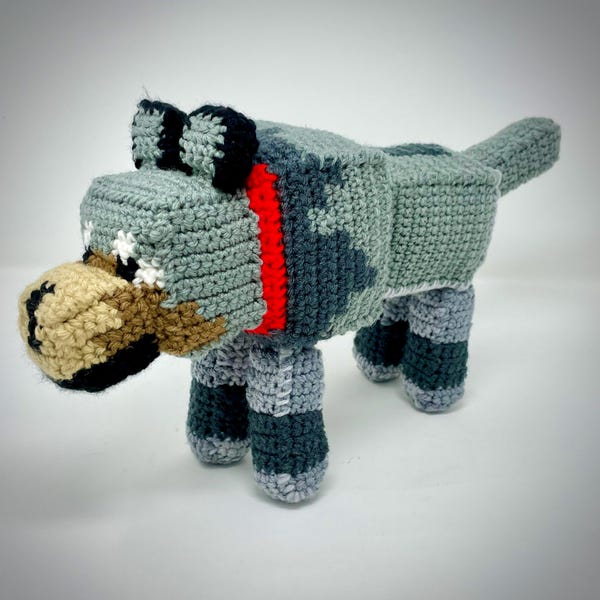 Video Game Pixelated Wolf Crochet Pattern - Etsy