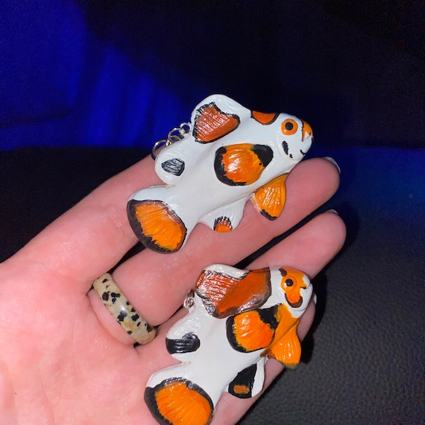 Made to Order Clownfish Pendant - Etsy