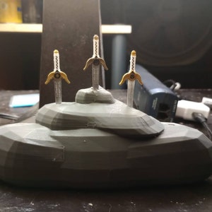 Neca Gargoyles Ultimate Goliath Stand Disney Cathedral Ledge - Etsy