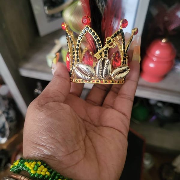 ELEGGUA Crown With Golden Cowrie Shells and Feathers - Etsy