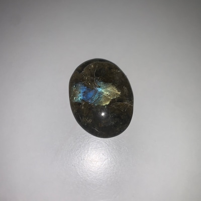 LABRADORITE Worry Stone Natural Stone Hand Carved Gemstone Worry Stone ...
