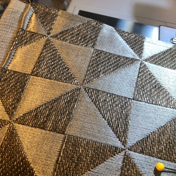 Covington WRIGLEY PYRITE Poly Blend Abstract Yellow Black Drapery Uph ...