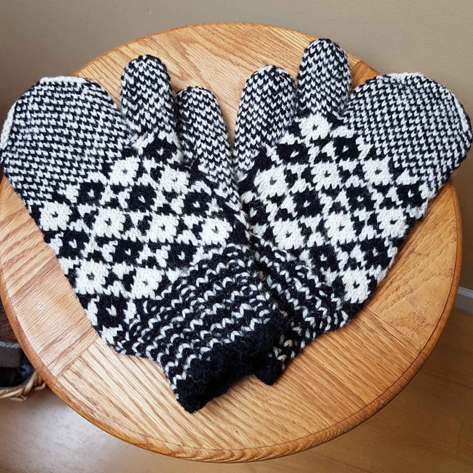 Hand Knit Newfoundland Mittens | Etsy