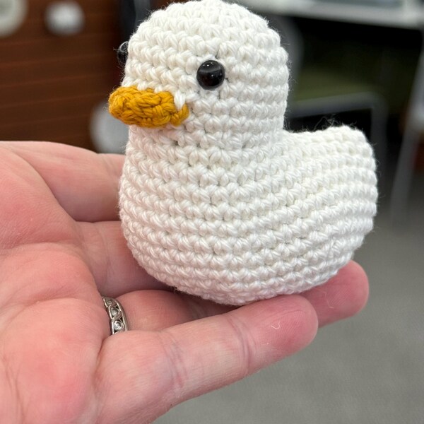 NO SEW Rubber Duck Amigurumi Crochet Pattern, Duck, Duckie, Bird ...