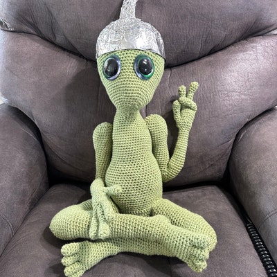 Alien Crochet Amigurumi Pattern DIGITAL Download PDF by Crafty ...