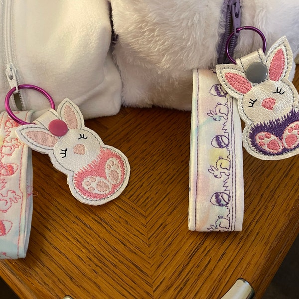 DIGITAL PATTERN, Bunny Key Fob, Rabbit Pom Fob, ITH, 4x4 & 5x7 Easter ...