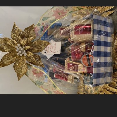 Huge Custom Bath & Body XL Gift Basket A Work of Art and Custom ...