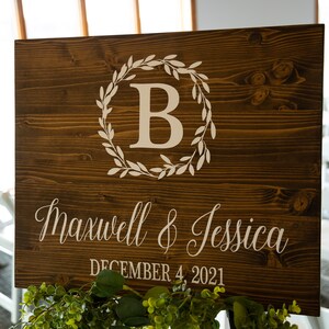 Wedding Welcome Sign Wedding Entrance Sign Laurel Wreath - Etsy