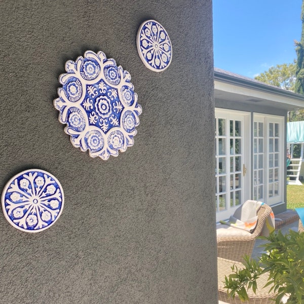 3 Circle Outdoor Wall Art, Floral Tile Design, Garden Decor, Outdoor ...
