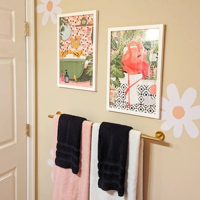 Pink Flamingo on Toilet Bathroom Prints, Animal on Toilet Cloakroom ...