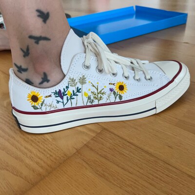 Convesr Chuck Taylor Embroidered Personalized/custom Converse - Etsy