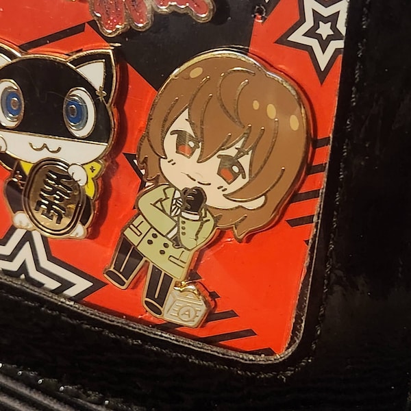 Phantom Thief Akechi Goro "the Crow" Enamel Pin - Etsy