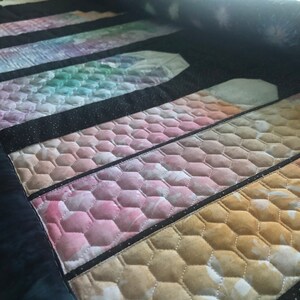 Bumble Bee Longarm Quilting Digital Pantograph Used in E2E edge to Edge ...
