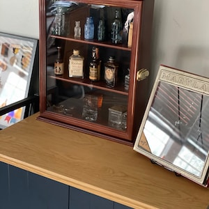 Large Pocket Pro Mini Helmet Display Case Cabinet Football NFL Mirrored ...