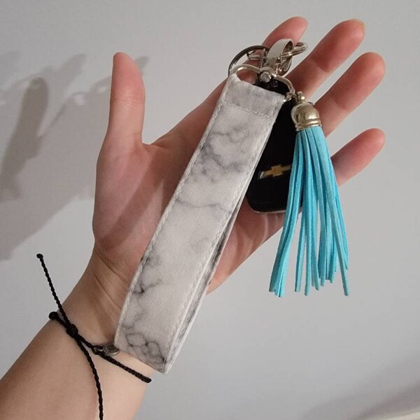 Marble Keychain Wristlet | Keychain Bracelet Gift for Her | Marble Gift ...