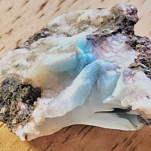 Natural Feather Fluorite Sphere , Snowflake Quartz Crystal Fluorite ...