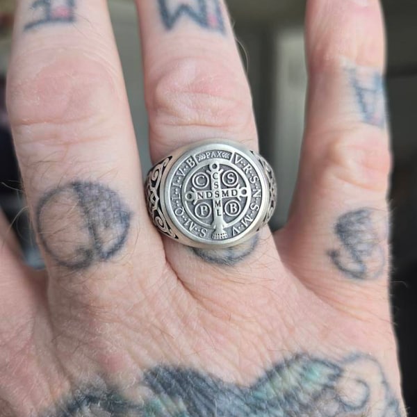 St Benedict Medal Signet of Exorcism Cross Ring Jewelry Mens Religious ...