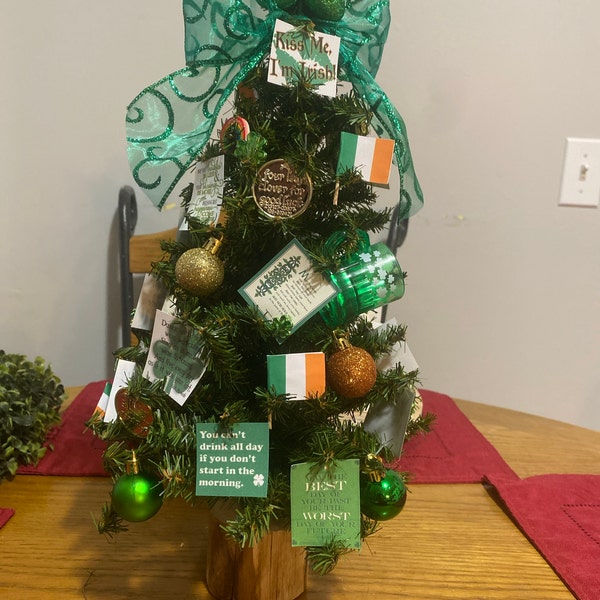 Accounting / Accountant Themed 18 Christmas Tree - Etsy