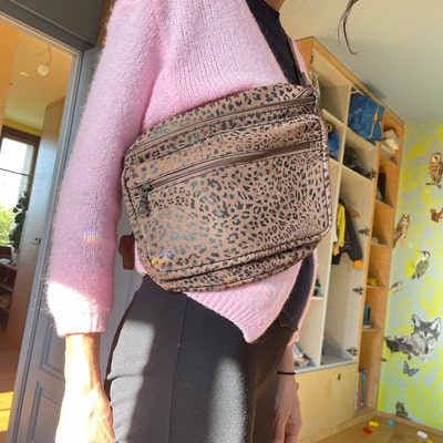 Coin Clip Purse With Bottom Zip, Red Leather Purse, Front Pocket, Amy ...