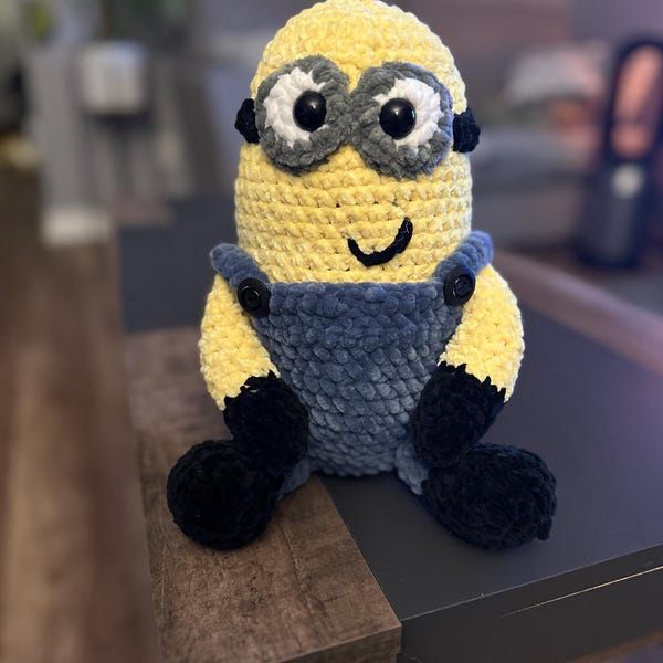 Kevin - Cuddle Size - Minion Crochet Pattern Pdf -plush - AMIGURUMI ...
