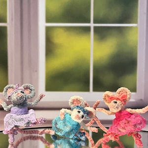 Surprise Funny Feral One Posable Chenille Stem, Pipe Cleaner Kitty Cat ...