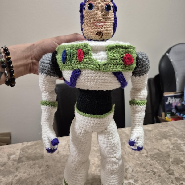BUZZ AMIGURUMI CROCHET Pattern - Etsy