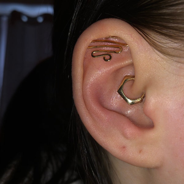 14k Gold Daith Earrings, Daith Piercing Jewelry, Crescent Moon Earring ...