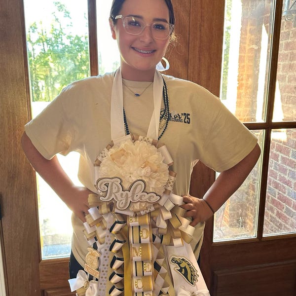 Homecoming Mum, Small Mum, Parent Mum, Spirit Mum, Basketball Mum ...