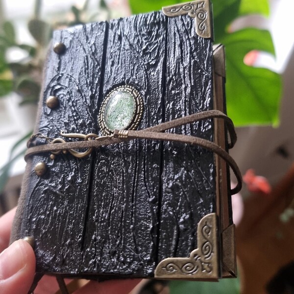 Gothic Diary Grimoire Custom Sketchbookbook of Shadows Spell Book ...