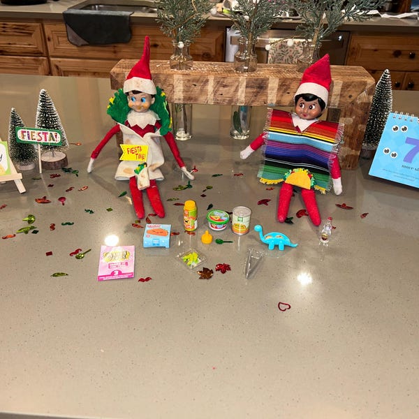 Miniverse CHRISTMAS Holiday Series. YULE LOG Set - Etsy