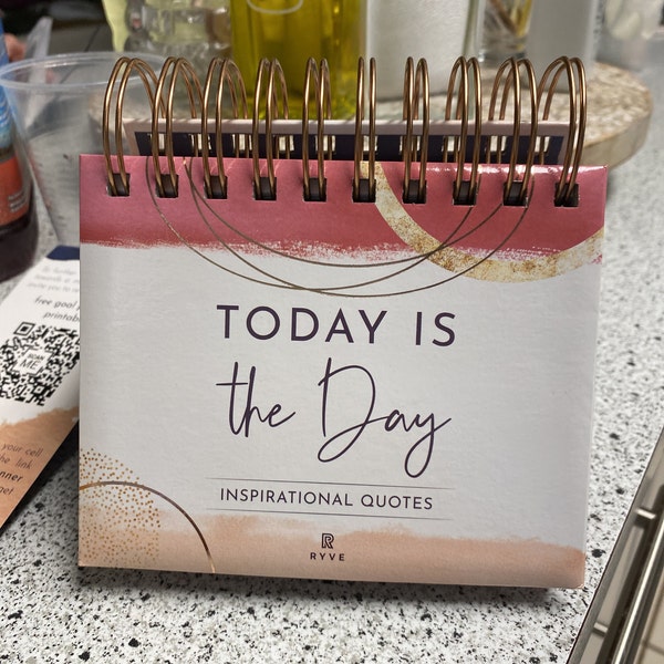 RYVE Inspirational Desk Calendar: Daily Motivational Quotes, Undated ...