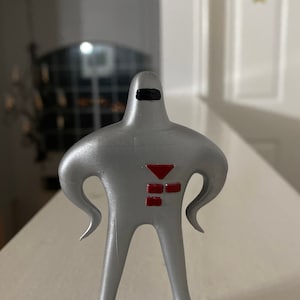 Earthbound Mani Mani Statue - Etsy