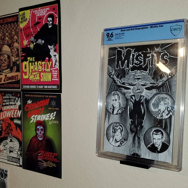 Comic Book Wall Mount Display Shelf - Etsy