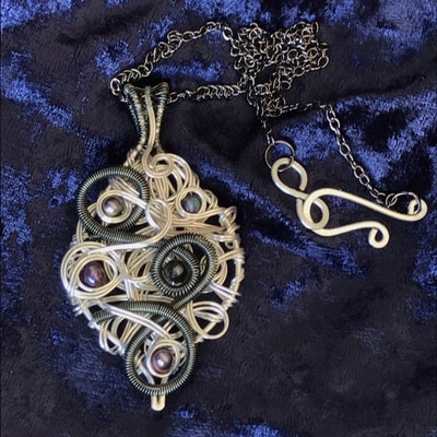 Leaf Pendant Wire Wrap Tutorial Beginner Wire Wrapping Tutorial, Chaos ...