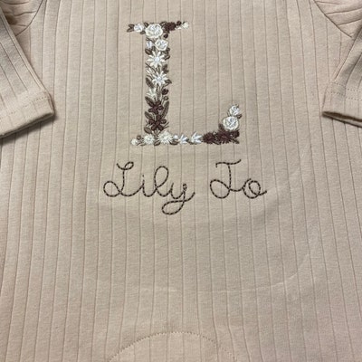 7 Sizes Bella Cursive Script Floss Embroidery Alphabet Font Digital ...