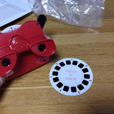 Personalised Viewmaster Style Custom Reels Disc Own Photos My Images ...