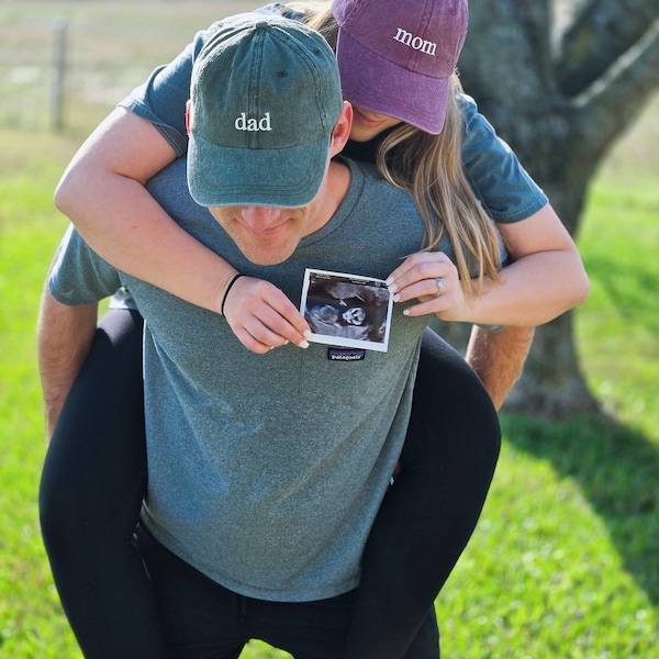 Mom and Dad Hats Set of 2, Pregnancy Announcement Hats, Pigment Dyed ...