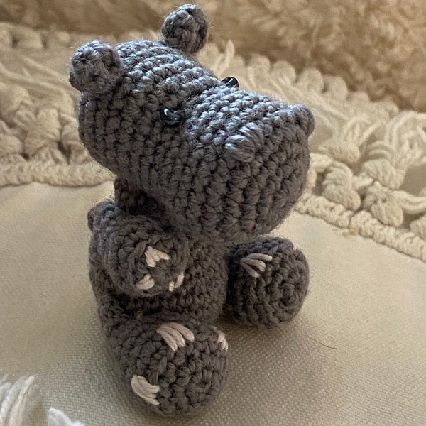 Mini Hippo Amigurumi Pattern, Mini Crochet Hippo Tutorial, Crochet ...