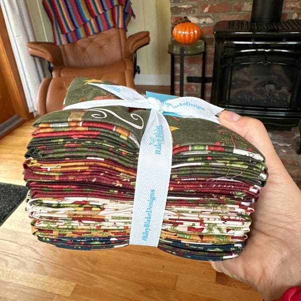 Vibrance 22 Piece Fat Quarter Bundle, Riley Blake Designs, FQ-15950-22 ...
