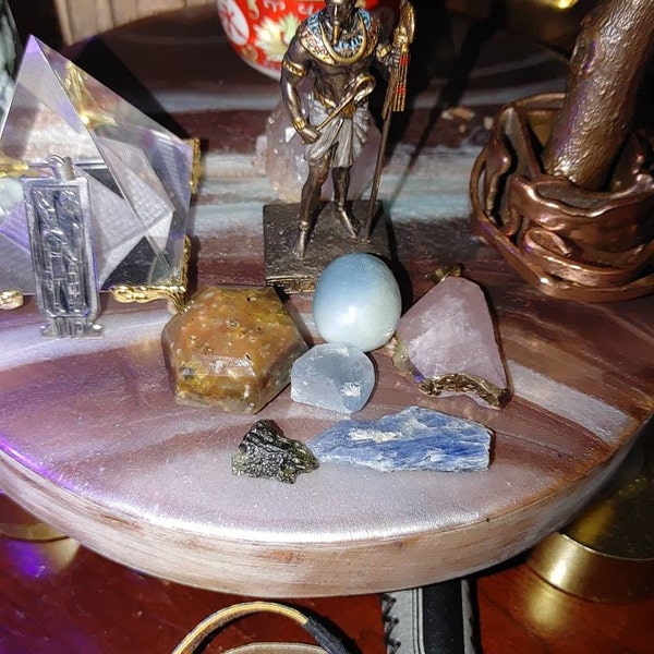 Phantom Clear Quartz Sphere 48mm | Crown Chakra Amplifier | Healing ...