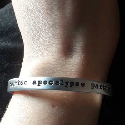 Zombie Apocalypse Partner Bracelet Halloween Spooky Scary Guys Gift ...