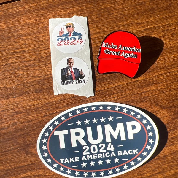 ADULTS ONLY RESIN Maple Leaf White & Green Ashtray Herb Tray Holder ...