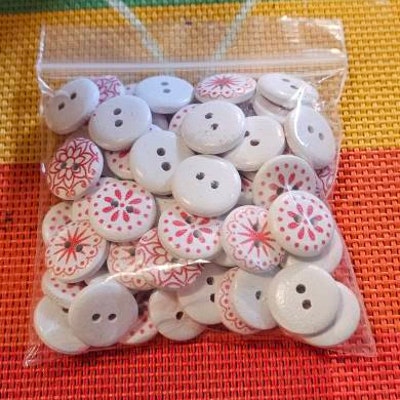 100 or 200 Red, White and Blue Assorted Buttons Patriotic Buttons, July ...