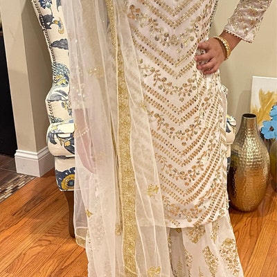 Pakistani Designer Grey Georgette Embroidered Full Sleeves Kurta Pent ...