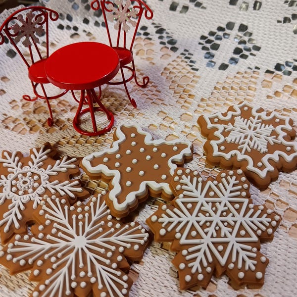 Gingerbread Snowflake Cookies Gingerbread Decor Christmas Cookies ...