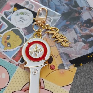 Stray Kids SKZOO Keychains With Star Clasp Comes With a Free Photocard ...