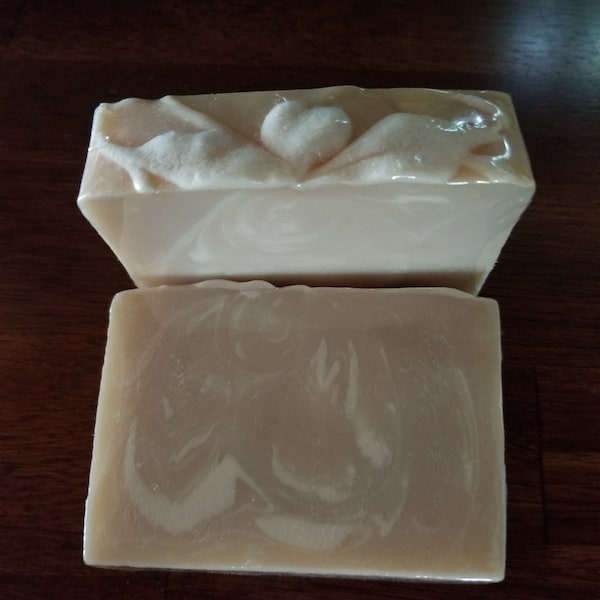 Coconut Soap / Sweet Tropical Scent / Cold Process Handmade Soap - Etsy