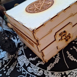 Cthulhu Necronomicon Book Box. Unusual Keepsake. Lovecraft Cherry Wood ...