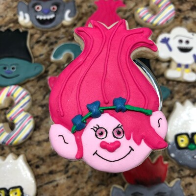Pink Troll Face / Poppy / Troll Inspired Cookie Cutter - Etsy