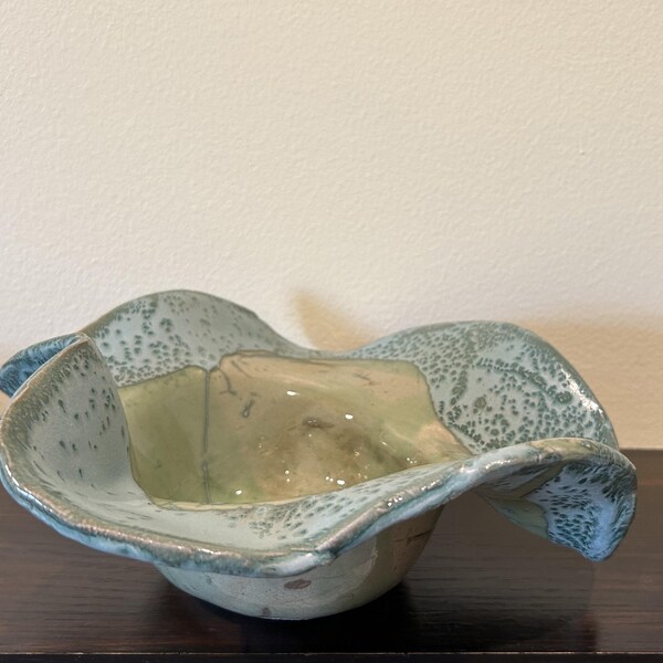 Handbuilt Bowl / Decorative Clay Bowl / Distinctive Design / Textured ...